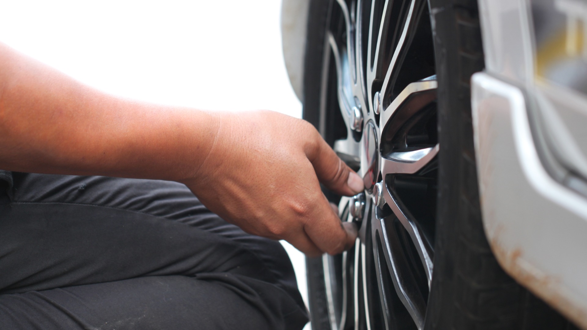 Rim/Wheel Repairs | East Collision Inc.